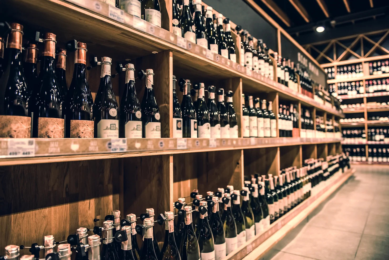 Which Wine? Common Wine Myths Explored – Organica Food & Wine